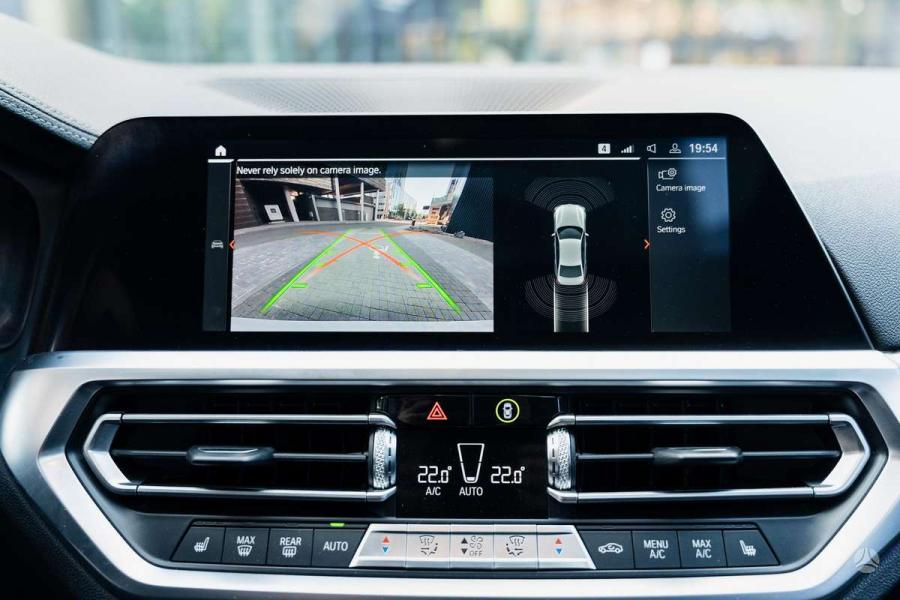 Белый БМВ M340 2020 в Вильнюс, объемом двигателя 3.00 л и пробегом 59 тыс. км за 33990 €, фото 29 на AUTOMOTO.COM.LV