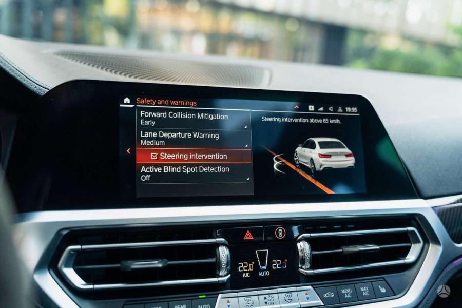 Белый БМВ M340 2020 в Вильнюс, объемом двигателя 3.00 л и пробегом 59 тыс. км за 33990 €, фото 30 на AUTOMOTO.COM.LV