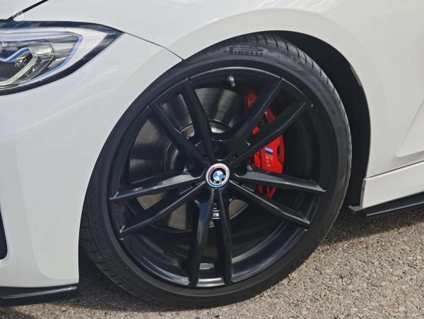 White BMW M340 2021 in Vilnius, with an engine capacity of 3.00 L and mileage of 77 thousand km for 33299 €, photo 8 on AUTOMOTO.COM.LV
