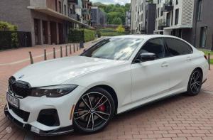 White BMW M340 2022 in Vilnius, with an engine capacity of 3.00 L and mileage of 112 thousand km for 35600 €, photo 3 on AUTOMOTO.COM.LV
