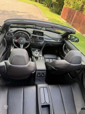 Black BMW M4 2016 in Vilnius, with an engine capacity of 2.98 L and mileage of 84 thousand km for 35990 €, photo 19 on AUTOMOTO.COM.LV