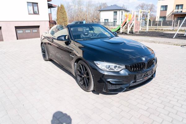 Black BMW M4 2016 in Riga, with an engine capacity of 3.00 L and mileage of 168 thousand km for 39900 €, photo 1 on AUTOMOTO.COM.LV
