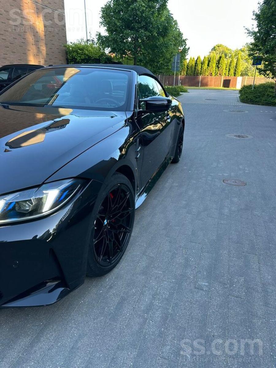 Black BMW M4 2024 in Riga, with an engine capacity of 3.00 L and mileage of 48 thousand km for 78000 €, photo 4 on AUTOMOTO.COM.LV