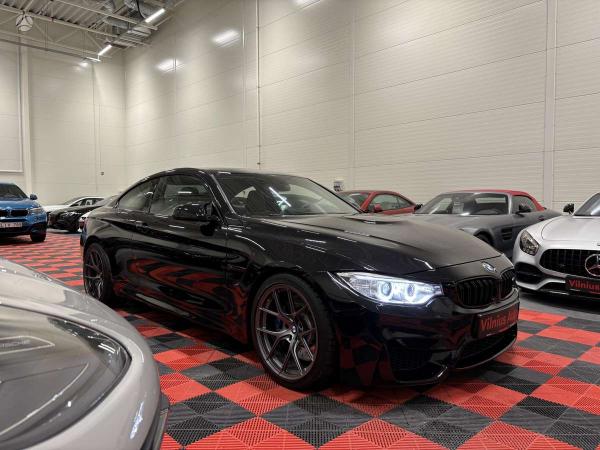 Black BMW M4 2015 in Vilnius, with an engine capacity of 2.98 L and mileage of 101 thousand km for 45000 €, photo 3 on AUTOMOTO.COM.LV