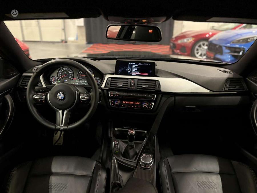Melns BMW M4 2015 Viļņa, ar dzinēja tilpumu 2.98 L un nobraukumu 101 tūkst. km par 40000 €, foto 20 vietnē AUTOMOTO.COM.LV