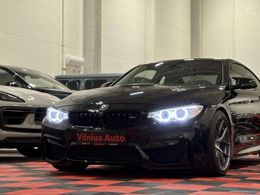 Black BMW M4 2015 in Vilnius, with an engine capacity of 2.98 L and mileage of 101 thousand km for 38490 €, photo 2 on AUTOMOTO.COM.LV
