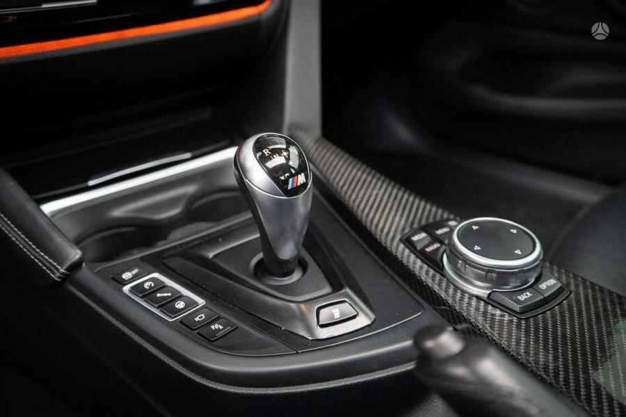 Черный БМВ M4 2015 в Кедайняй, объемом двигателя 2.98 л и пробегом 127 тыс. км за 32000 €, фото 16 на AUTOMOTO.COM.LV