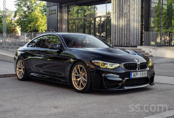 Black BMW M4 2019 in Riga, with an engine capacity of 3.00 L and mileage of 70 thousand km for 52500 €, photo 5 on AUTOMOTO.COM.LV