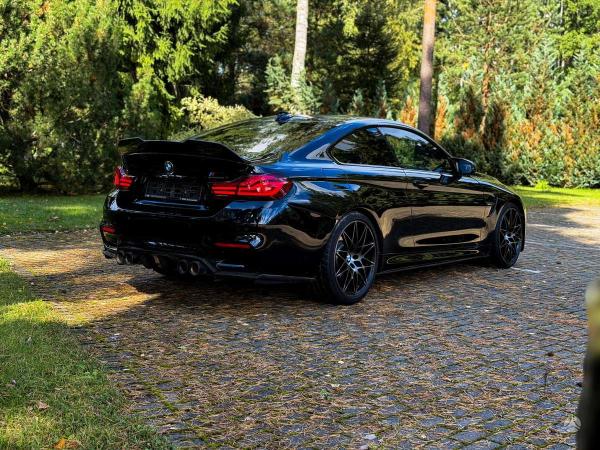 BMW M4 2019 Šauļi vietnē Melns BMW M4 2019 Šauļi, ar dzinēja tilpumu 2.98 L un nobraukumu 76 tūkst. km par 39500 €, foto 6 vietnē AUTOMOTO.COM.LV