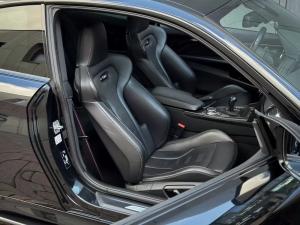 Black BMW M4 2020 in Riga, with an engine capacity of 3.00 L and mileage of 61 thousand km for 54000 €, photo 16 on AUTOMOTO.COM.LV