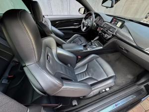 Black BMW M4 2020 in Riga, with an engine capacity of 3.00 L and mileage of 61 thousand km for 54000 €, photo 27 on AUTOMOTO.COM.LV