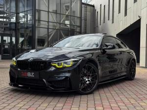 Black BMW M4 2020 in Riga, with an engine capacity of 3.00 L and mileage of 61 thousand km for 54000 €, photo 29 on AUTOMOTO.COM.LV