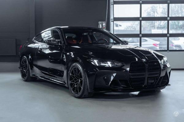 Melns BMW M4 2025 Viļņa, ar dzinēja tilpumu 3.00 L un nobraukumu 3 tūkst. km par 89999 €, foto 3 vietnē AUTOMOTO.COM.LV