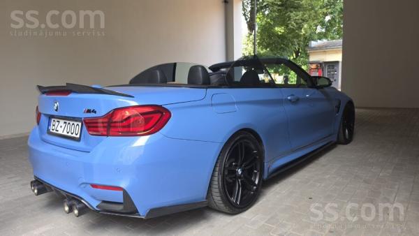 Blue BMW M4 2018 in Riga, with an engine capacity of 3.00 L and mileage of 120 thousand km for 47700 €, photo 3 on AUTOMOTO.COM.LV