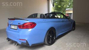 Blue BMW M4 2018 in Riga, with an engine capacity of 3.00 L and mileage of 120 thousand km for 47700 €, photo 4 on AUTOMOTO.COM.LV