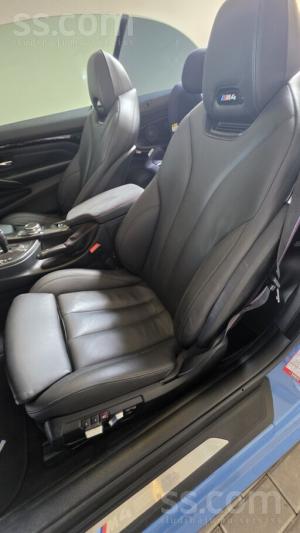 Blue BMW M4 2018 in Riga, with an engine capacity of 3.00 L and mileage of 120 thousand km for 47700 €, photo 8 on AUTOMOTO.COM.LV