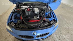 Blue BMW M4 2018 in Riga, with an engine capacity of 3.00 L and mileage of 120 thousand km for 47700 €, photo 10 on AUTOMOTO.COM.LV
