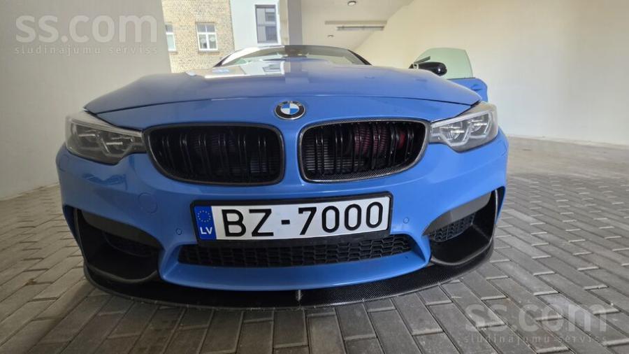 Blue BMW M4 2018 in Riga, with an engine capacity of 3.00 L and mileage of 120 thousand km for 47700 €, photo 13 on AUTOMOTO.COM.LV