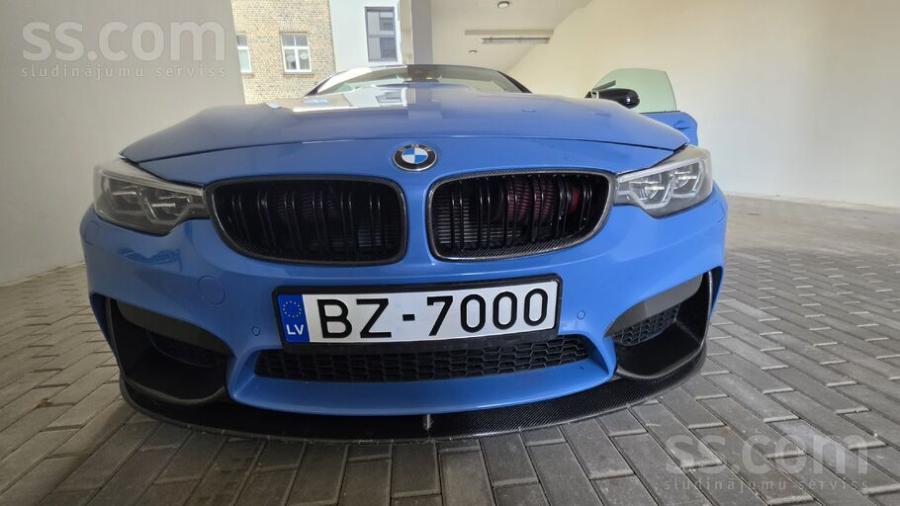 Blue BMW M4 2018 in Riga, with an engine capacity of 3.00 L and mileage of 125 thousand km for 39400 €, photo 13 on AUTOMOTO.COM.LV