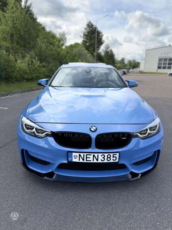 Синий БМВ M4 2015 в Вильнюс, объемом двигателя 3.00 л и пробегом 163 тыс. км за 34900 €, фото 3 на AUTOMOTO.COM.LV