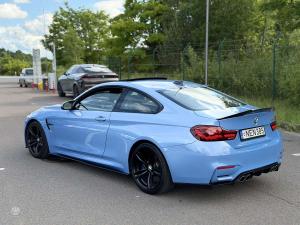Blue BMW M4 2015 in Vilnius, with an engine capacity of 3.00 L and mileage of 163 thousand km for 34900 €, photo 8 on AUTOMOTO.COM.LV