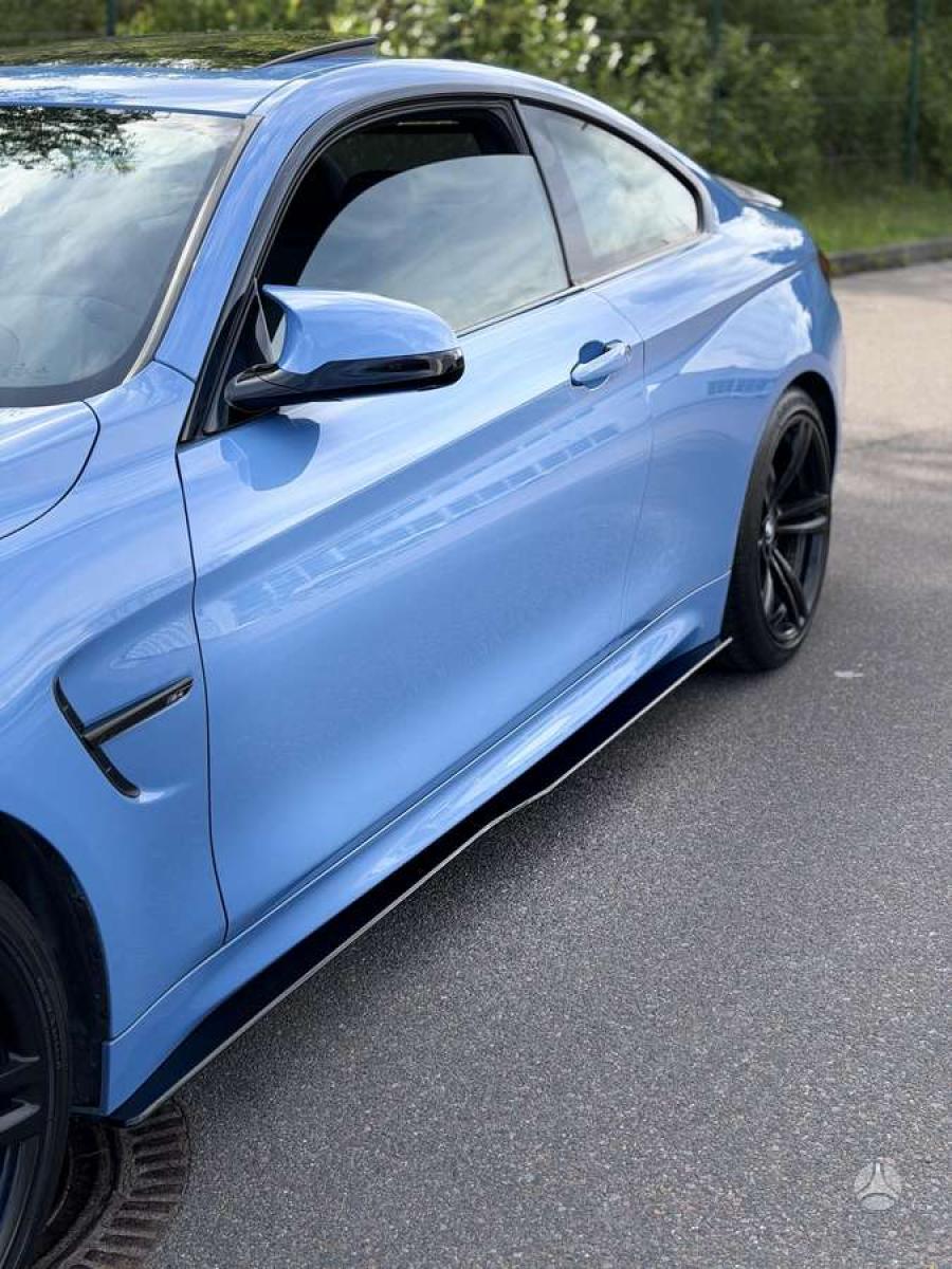 Blue BMW M4 2015 in Vilnius, with an engine capacity of 3.00 L and mileage of 163 thousand km for 34900 €, photo 14 on AUTOMOTO.COM.LV