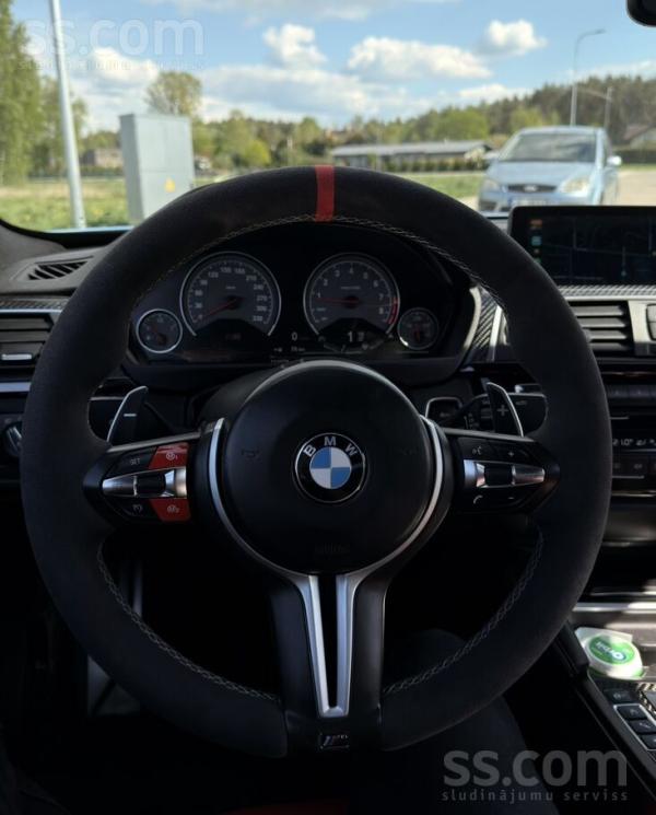 Blue BMW M4 2018 in Riga, with an engine capacity of 3.00 L and mileage of 112 thousand km for 46000 €, photo 8 on AUTOMOTO.COM.LV