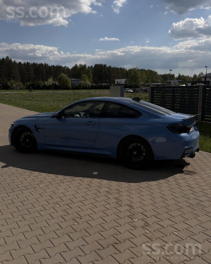 Zils BMW M4 2018 Rīga, ar dzinēja tilpumu 3.00 L un nobraukumu 112 tūkst. km par 46000 €, foto 4 vietnē AUTOMOTO.COM.LV