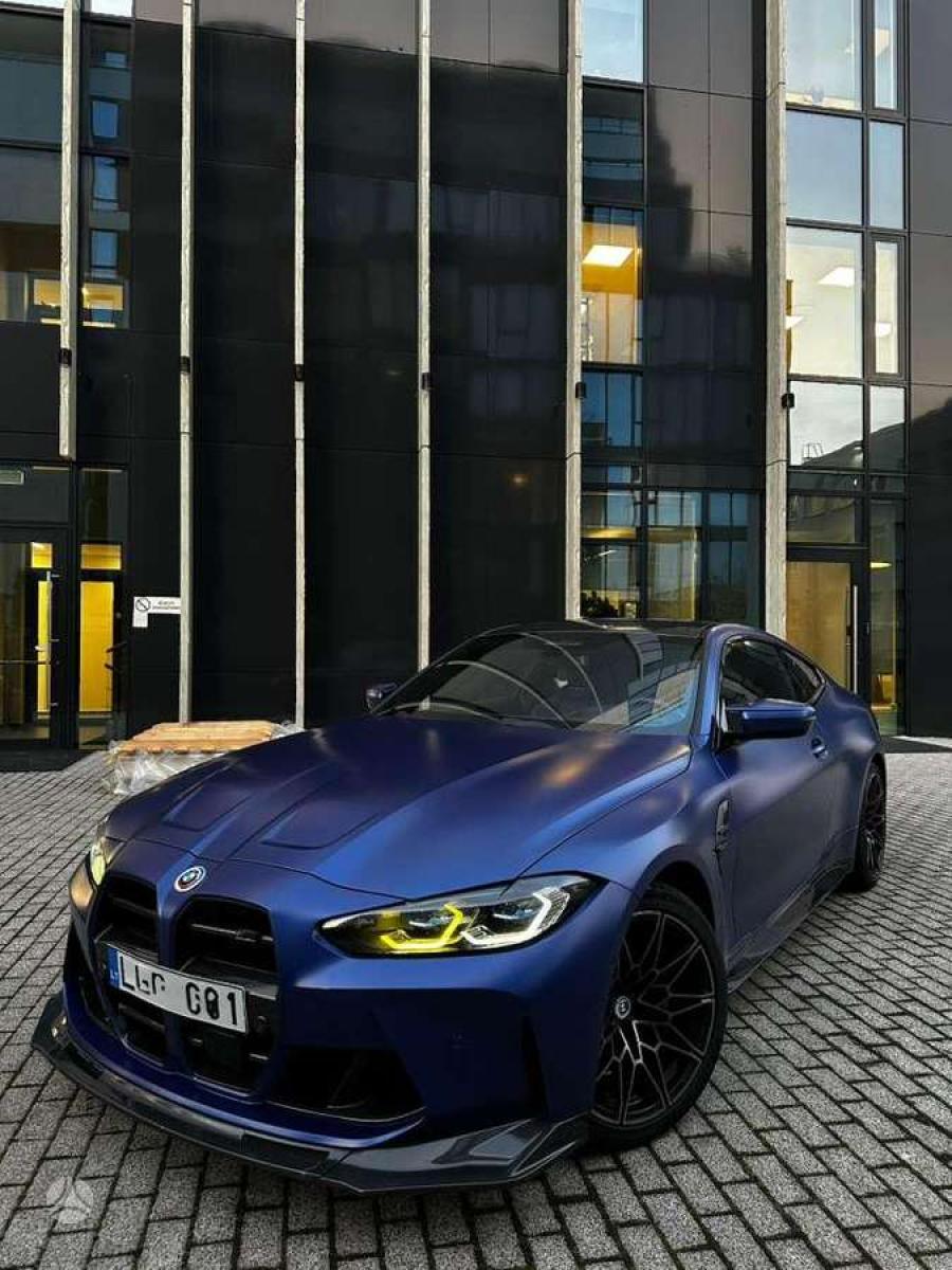 Blue BMW M4 2022 in Vilnius, with an engine capacity of 2.99 L and mileage of 37 thousand km for 67999 €, photo 1 on AUTOMOTO.COM.LV