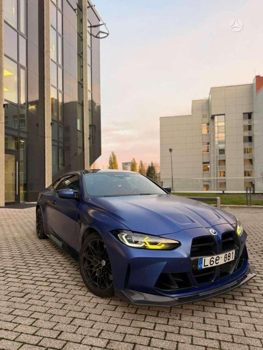 Blue BMW M4 2022 in Vilnius, with an engine capacity of 2.99 L and mileage of 37 thousand km for 67999 €, photo 3 on AUTOMOTO.COM.LV