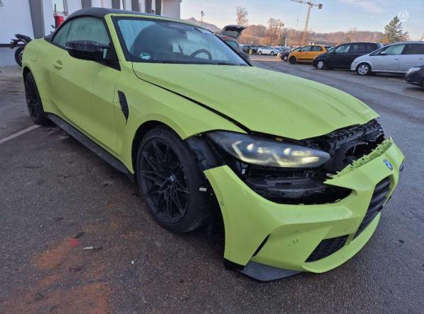 Green BMW M4 2024 in Klaipeda, with an engine capacity of 2.99 L and mileage of 23 thousand km for 49000 €, photo 1 on AUTOMOTO.COM.LV
