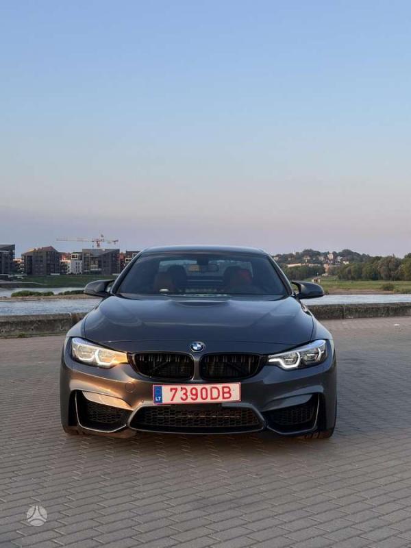 Pelēks BMW M4 2016 Kauņa, ar dzinēja tilpumu 2.98 L un nobraukumu 118 tūkst. km par 34999 €, foto 2 vietnē AUTOMOTO.COM.LV