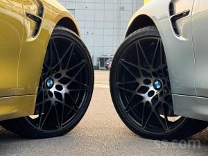 Grey BMW M4 2018 in Riga, with an engine capacity of 3.00 L and mileage of 92 thousand km for 49900 €, photo 19 on AUTOMOTO.COM.LV