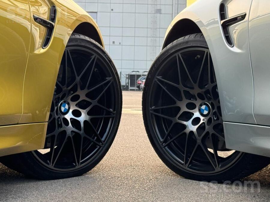 Grey BMW M4 2018 in Riga, with an engine capacity of 3.00 L and mileage of 92 thousand km for 49900 €, photo 19 on AUTOMOTO.COM.LV