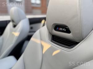 Grey BMW M4 2018 in Riga, with an engine capacity of 3.00 L and mileage of 92 thousand km for 49900 €, photo 20 on AUTOMOTO.COM.LV