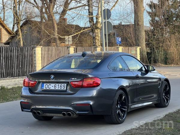 Grey BMW M4 2016 in Riga, with an engine capacity of 3.00 L and mileage of 121 thousand km for 37900 €, photo 5 on AUTOMOTO.COM.LV