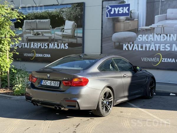 Pelēks BMW M4 2016 Rīga, ar dzinēja tilpumu 3.00 L un nobraukumu 121 tūkst. km par 33900 €, foto 5 vietnē AUTOMOTO.COM.LV