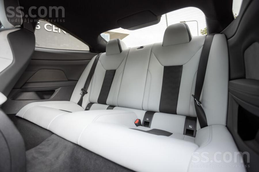 Grey BMW M4 2022 in Jelgava, with an engine capacity of 3.00 L and mileage of 59 thousand km for 69900 €, photo 18 on AUTOMOTO.COM.LV