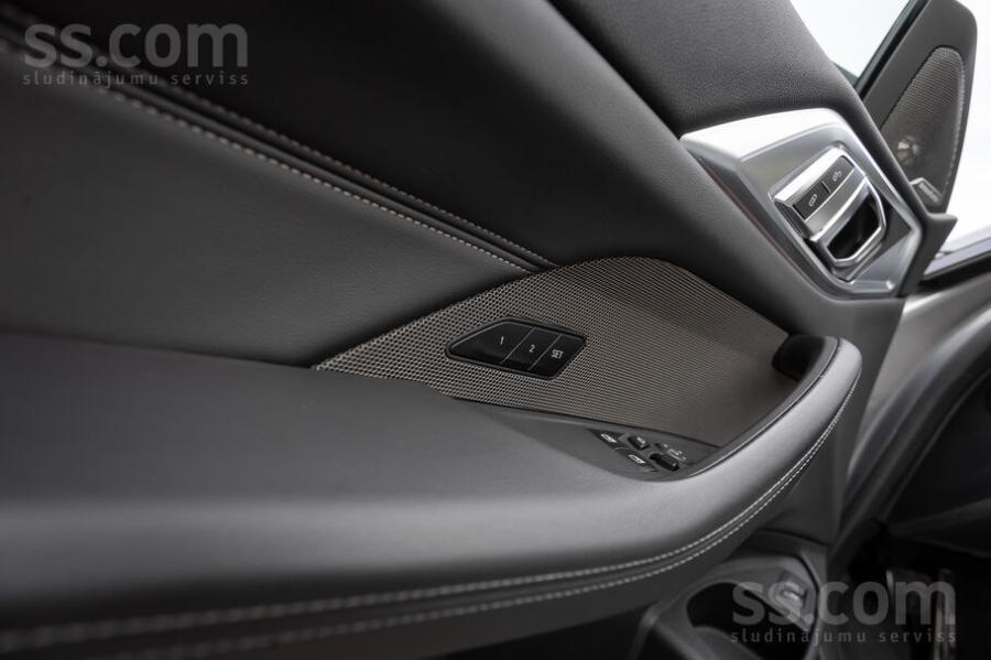Grey BMW M4 2022 in Jelgava, with an engine capacity of 3.00 L and mileage of 59 thousand km for 69900 €, photo 23 on AUTOMOTO.COM.LV
