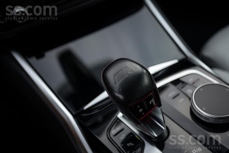 Grey BMW M4 2022 in Jelgava, with an engine capacity of 3.00 L and mileage of 59 thousand km for 69900 €, photo 34 on AUTOMOTO.COM.LV