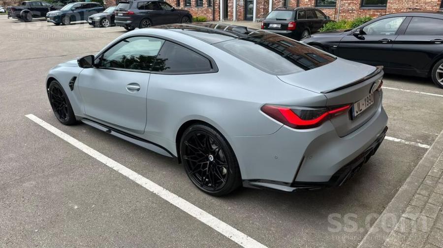 Pelēks BMW M4 2023 Rīga, ar dzinēja tilpumu 3.00 L un nobraukumu 23 tūkst. km par 78000 €, foto 4 vietnē AUTOMOTO.COM.LV