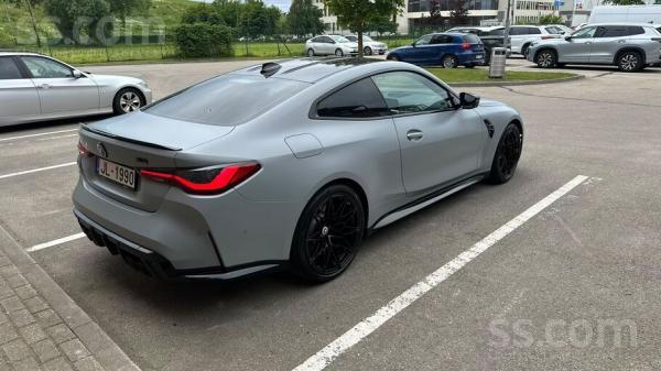 Grey BMW M4 2023 in Riga, with an engine capacity of 3.00 L and mileage of 23 thousand km for 78000 €, photo 4 on AUTOMOTO.COM.LV