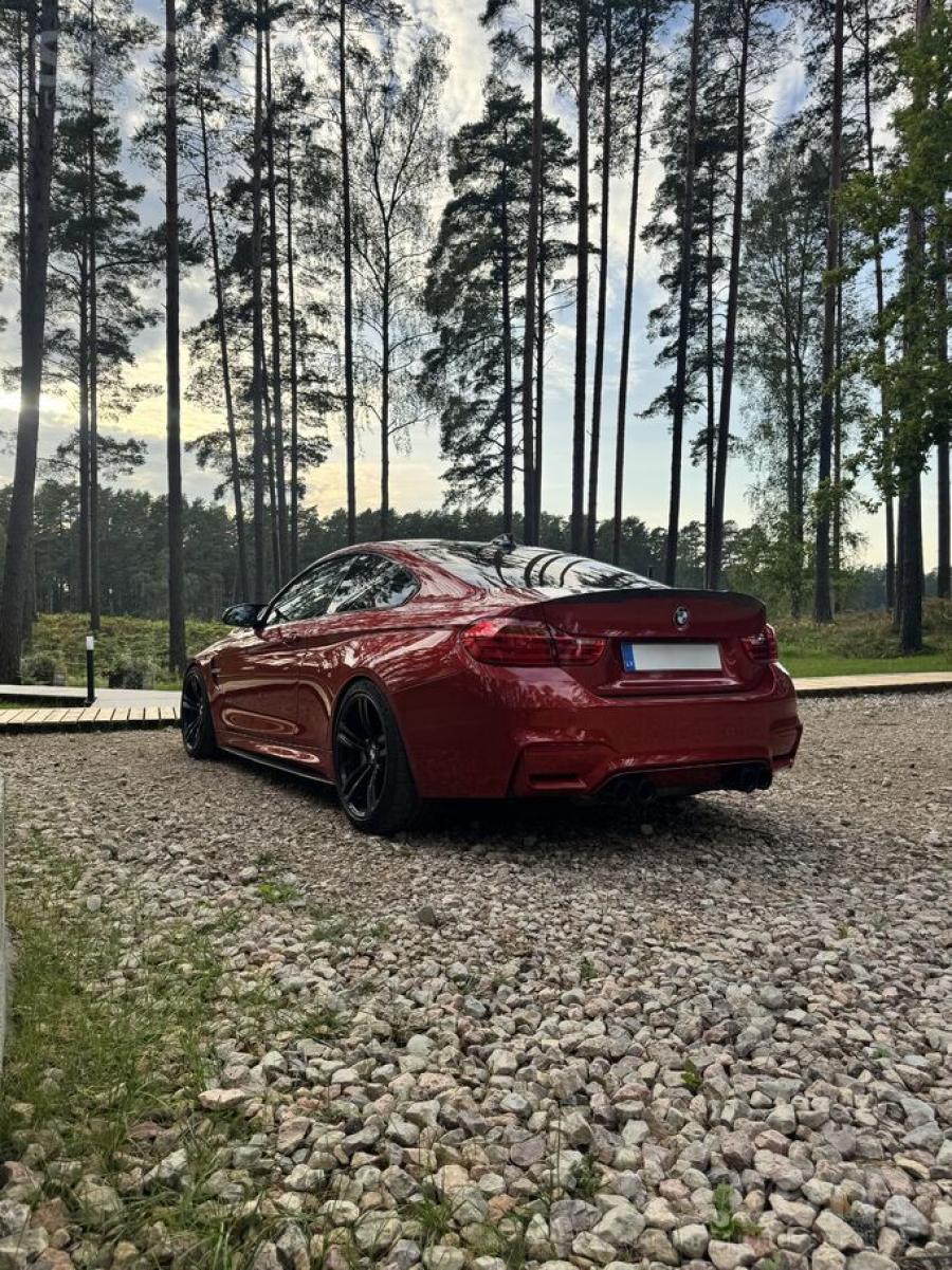 Oranžs BMW M4 2014 Rīga, ar dzinēja tilpumu 3.00 L un nobraukumu 124 tūkst. km par 45000 €, foto 3 vietnē AUTOMOTO.COM.LV