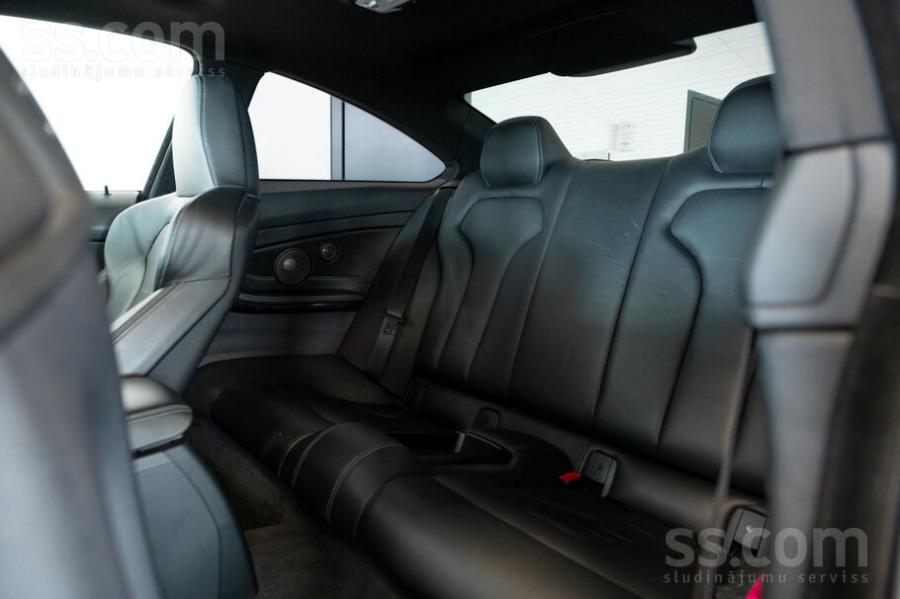Oranžs BMW M4 2015 Rīga, ar dzinēja tilpumu 3.00 L un nobraukumu 117 tūkst. km par 34990 €, foto 23 vietnē AUTOMOTO.COM.LV
