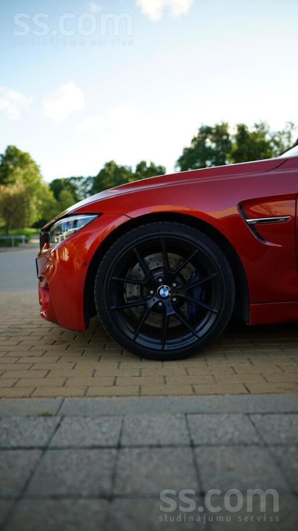 Red BMW M4 2015 in Riga, with an engine capacity of 3.00 L and mileage of 123 thousand km for 33500 €, photo 5 on AUTOMOTO.COM.LV