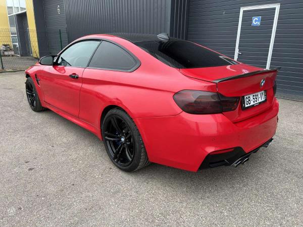 Balts BMW M4 2014 Alīta, ar dzinēja tilpumu 2.98 L un nobraukumu 106 tūkst. km par 20400 €, foto 4 vietnē AUTOMOTO.COM.LV