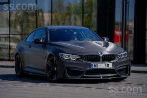 Balts BMW M4 2015 Rīga, ar dzinēja tilpumu 3.00 L un nobraukumu 128 tūkst. km par 43900 €, foto  vietnē AUTOMOTO.COM.LV