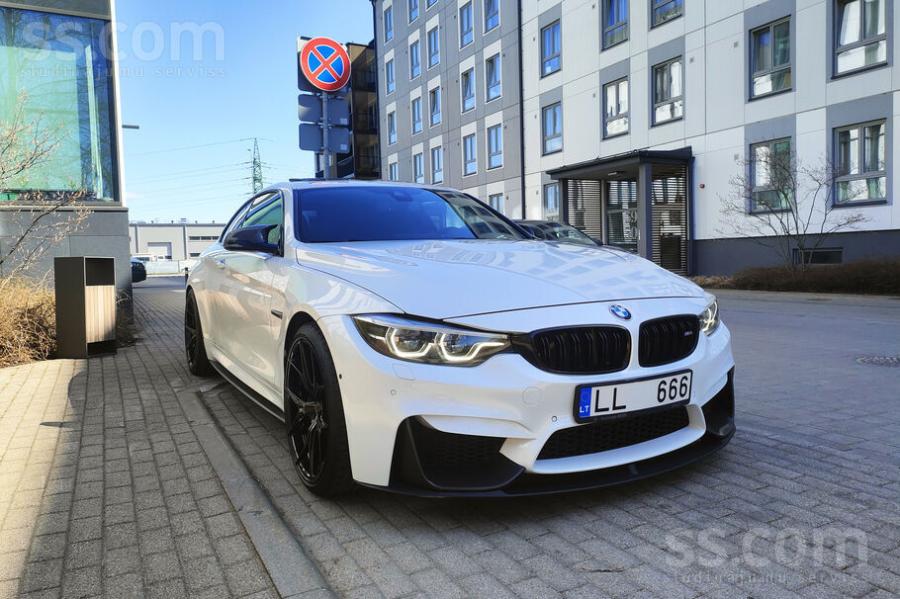 Белый БМВ M4 2015 в Рига, объемом двигателя 3.00 л и пробегом 115 тыс. км за 35900 €, фото 3 на AUTOMOTO.COM.LV