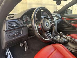 White BMW M4 2015 in Vilnius, with an engine capacity of 2.98 L and mileage of 108 thousand km for 34000 €, photo 16 on AUTOMOTO.COM.LV