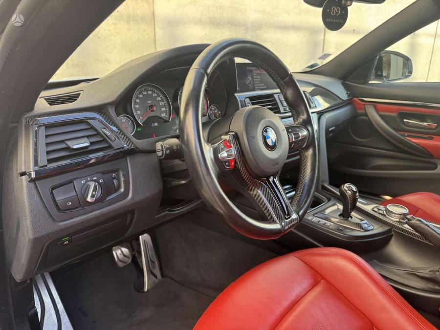 White BMW M4 2015 in Vilnius, with an engine capacity of 2.98 L and mileage of 108 thousand km for 34000 €, photo 16 on AUTOMOTO.COM.LV